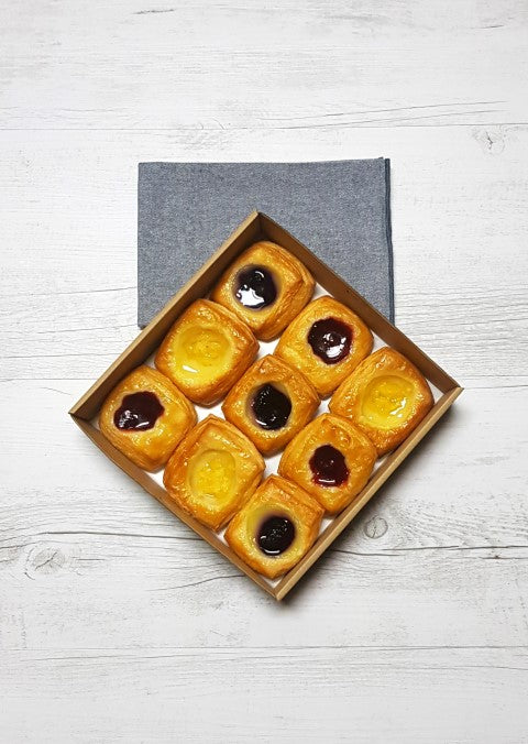 Assorted Mini Danishes – iqcatering