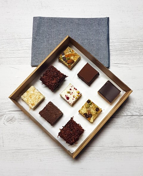 Assorted Mini Slices – iqcatering